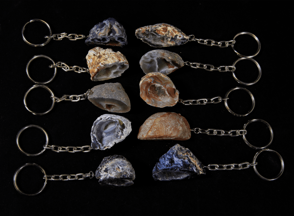 Assorted Geode Keychain (One Keychain) - Kids Love Rocks